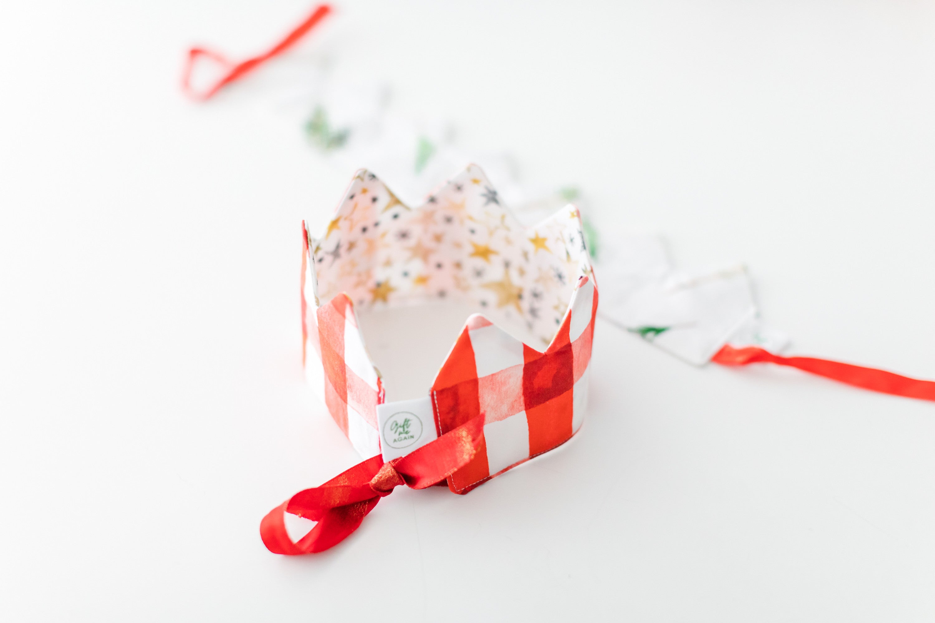 Reusable Christmas Crowns by Gift Me Again